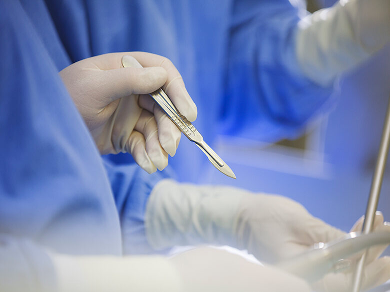 Gebärmutterentfernung: Vor- und Nachteile der Hysterektomie